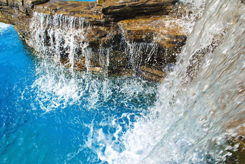 Large Waterfall Sounds